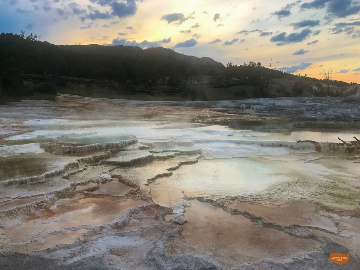Sunset in Yellowstone National Park: 10 BEST Family Spots - National ...