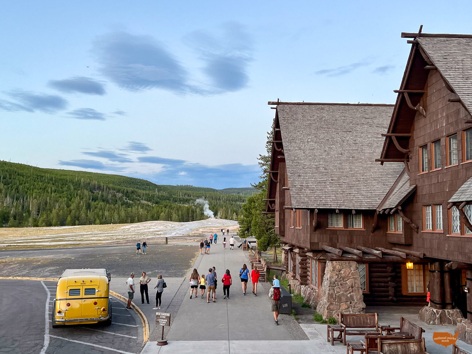 Dining In Yellowstone National Park: 21 Amazing Spots!