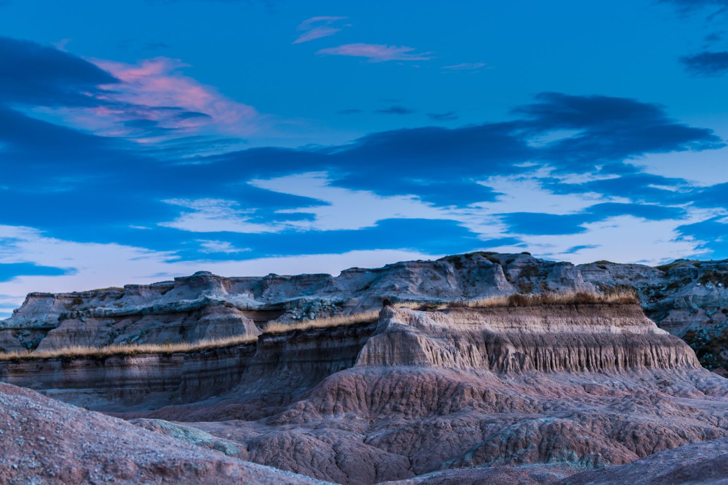 8 Best Hikes in Badlands National Park [For Families] - National Parks Mom